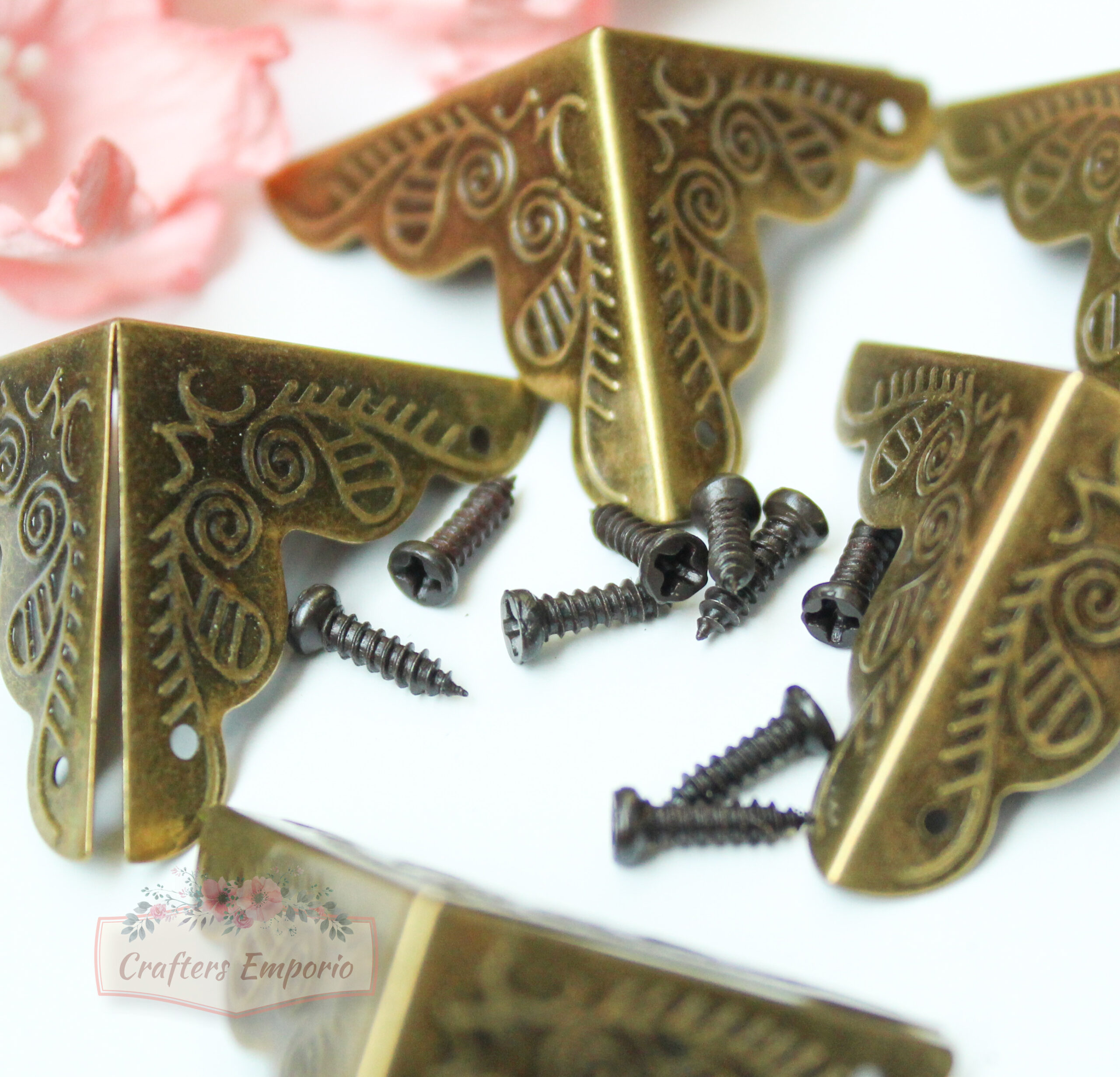 Box Corners #1 – Crafters Emporio